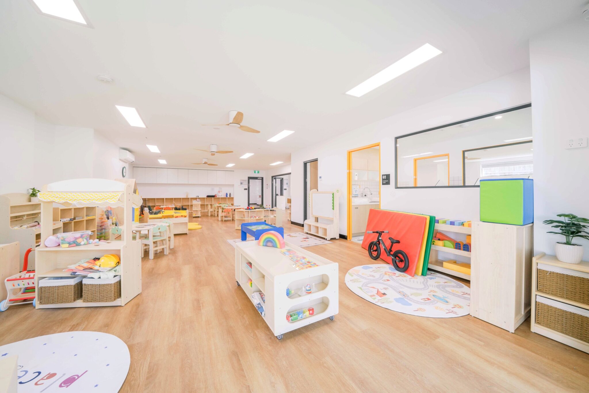 Home - Little Penguin ELC